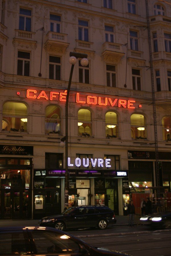 Café Louvre | Avantgarde Prague