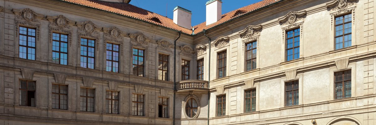 Šternberský palác | Avantgarde Prague